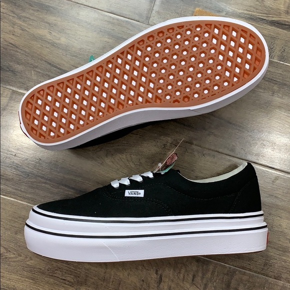 Vans | Shoes | Vans Super Comfycush E Canvas Blacktrwht Mens | Poshmark